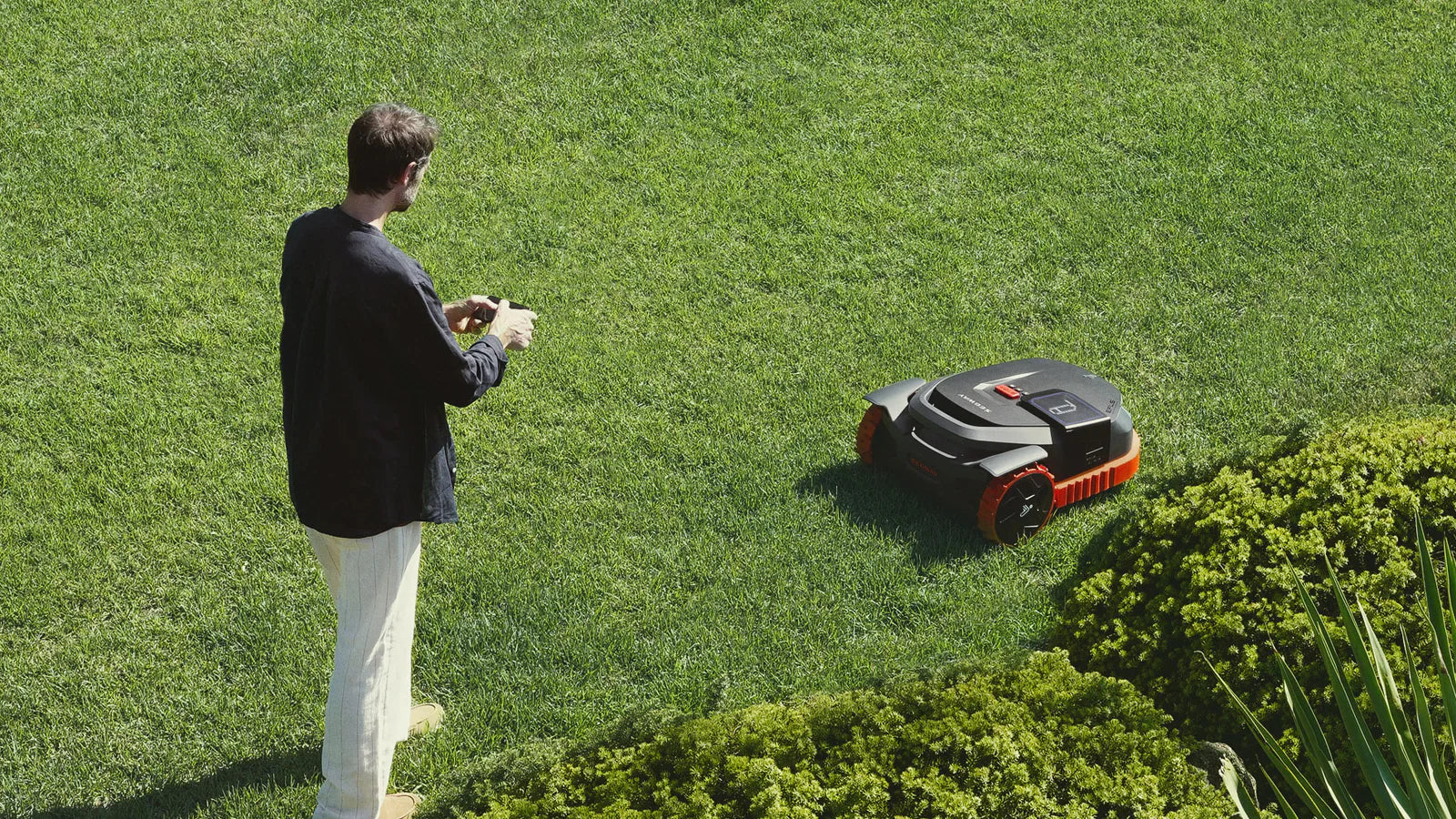 Navimow X3 Series: The Best Robotic Mower for Large Lawns – Segway Navimow